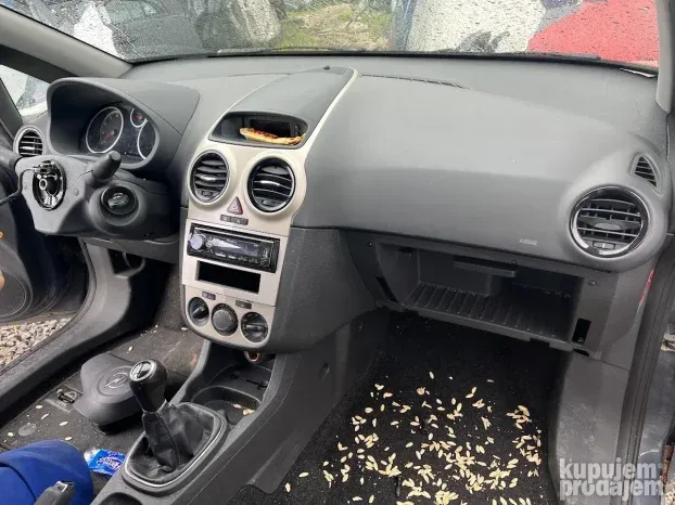 tabla sa airbegovima opel corsa D 06-14 - KupujemProdajem