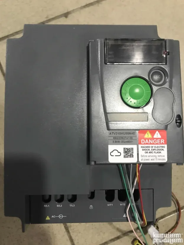 Frekventni regulator 7,5kW Schneider ATV310 - KupujemProdajem