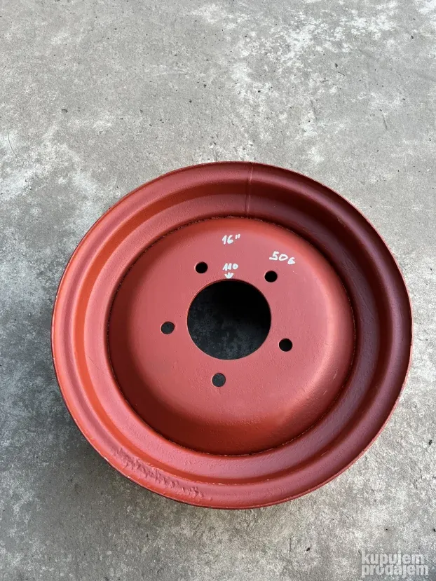 Felna za poljoprivredne mašine 5 rupa-polovna - KupujemProdajem