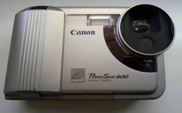 canon powershot 600 digital camera 1996 - KupujemProdajem