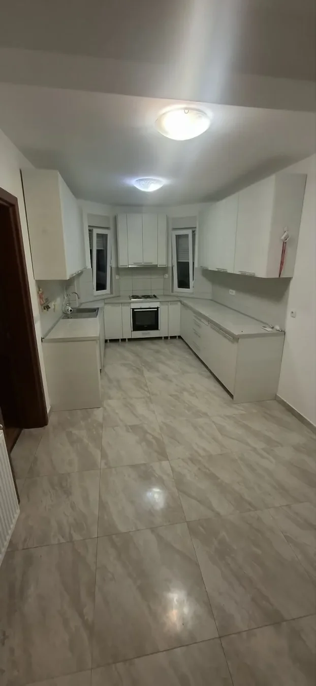 Trosoban stan za izdavanje - Ugrinovacki put, Altina, Zemun, Beograd ...