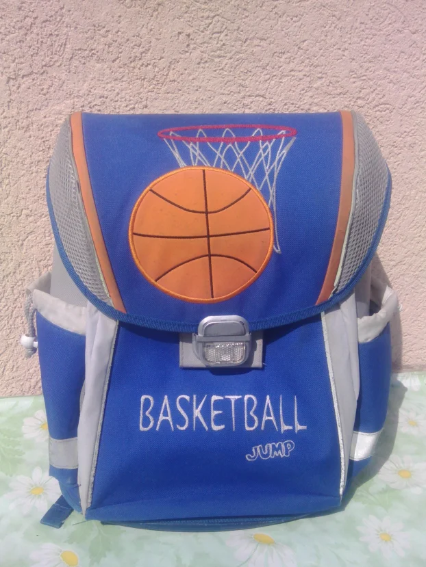 extra anatomska djacka torba - KupujemProdajem