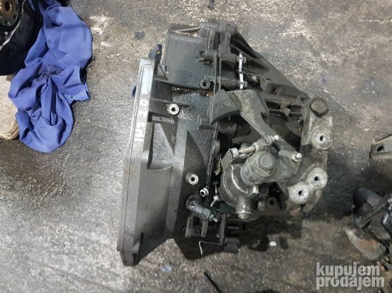 Menjac Opel Insignija 6brzina F40 M32/Menjac za Insigniju - KupujemProdajem