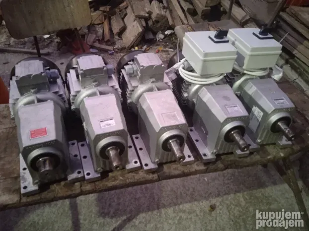 El.motori sa reduktorom monofazni I trofazni - KupujemProdajem