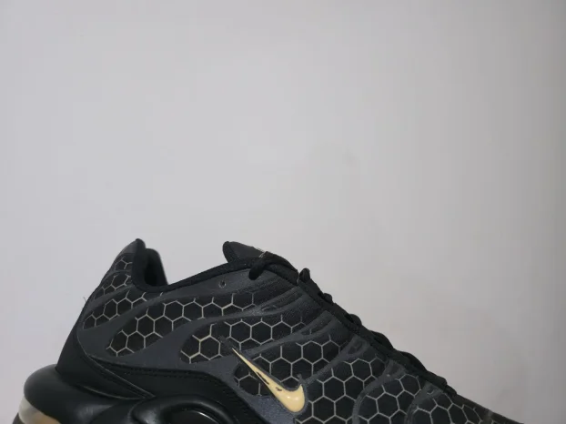 Nike tn original sa malom estetskom manom - KupujemProdajem