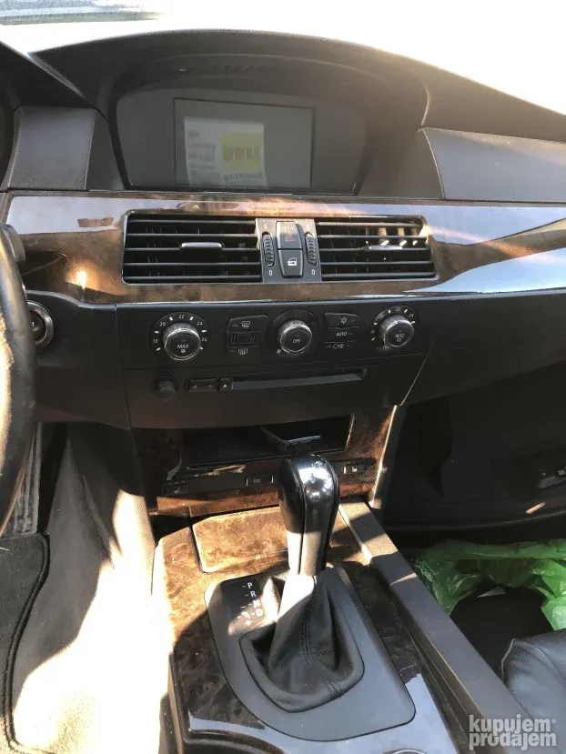 BMW E60 mahagoni lajsne table menjača tapacira kabine - KupujemProdajem