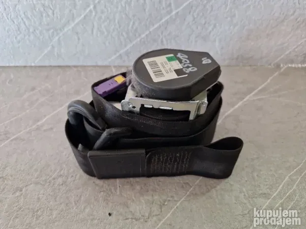 Audi A3 8P 3Vrata Prednji desni pojas 8P3857706A - KupujemProdajem