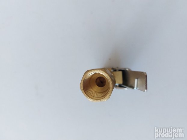 Prikljucak za pumpanje guma - KupujemProdajem