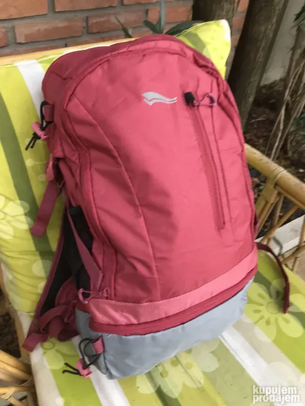 CRIVIT 25L nov ranac za planinarenje+nepromociva navlaka. - KupujemProdajem