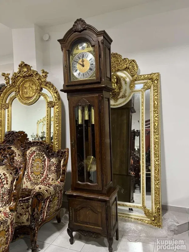 Podni sat sa mehanizmom (trotegas) - KupujemProdajem