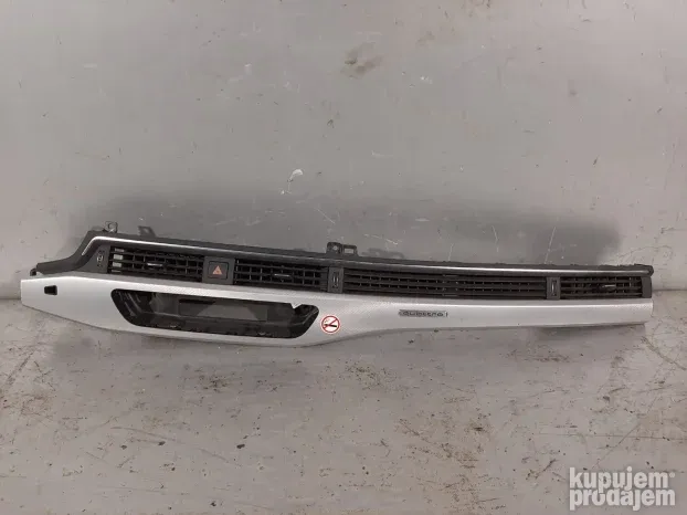 531110 Blenda Audi A4 B9 > 15-18 09618-001 - KupujemProdajem
