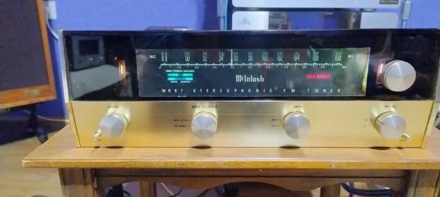 McIntosh MR 67 FM Tuner - KupujemProdajem
