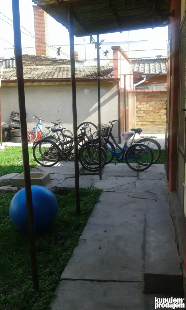 Čenejska 6, Klisa, Novi Sad - KupujemProdajem