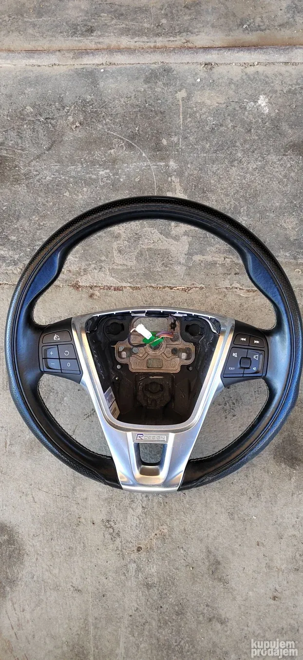 Volan Volvo V40 R Design - KupujemProdajem