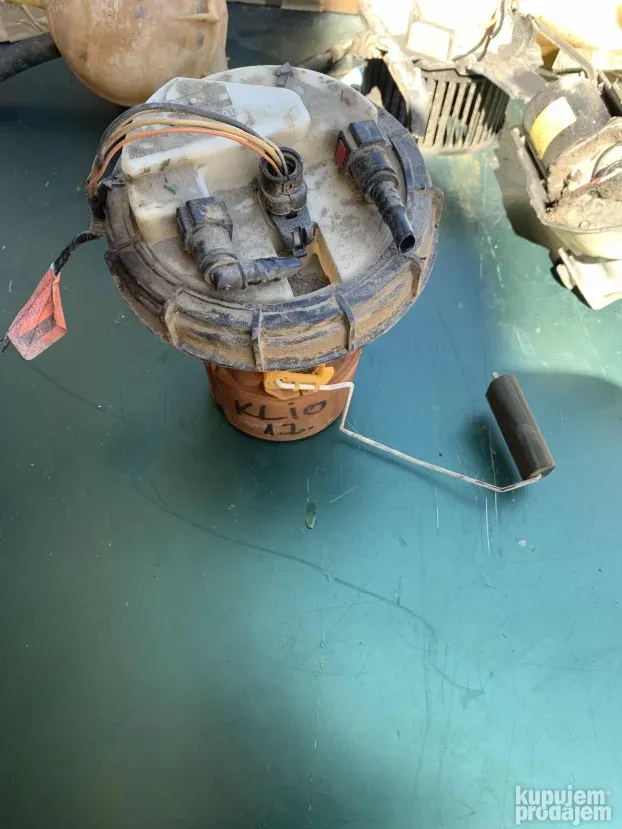 Pumpa za gorivo Renault Clio 2 1.2 8v 16v - KupujemProdajem
