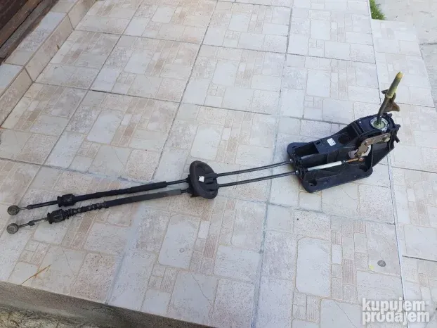 Šalt hebla birač brzina 2.0 HDI 79 kw Peugeot Pežo 307 - KupujemProdajem