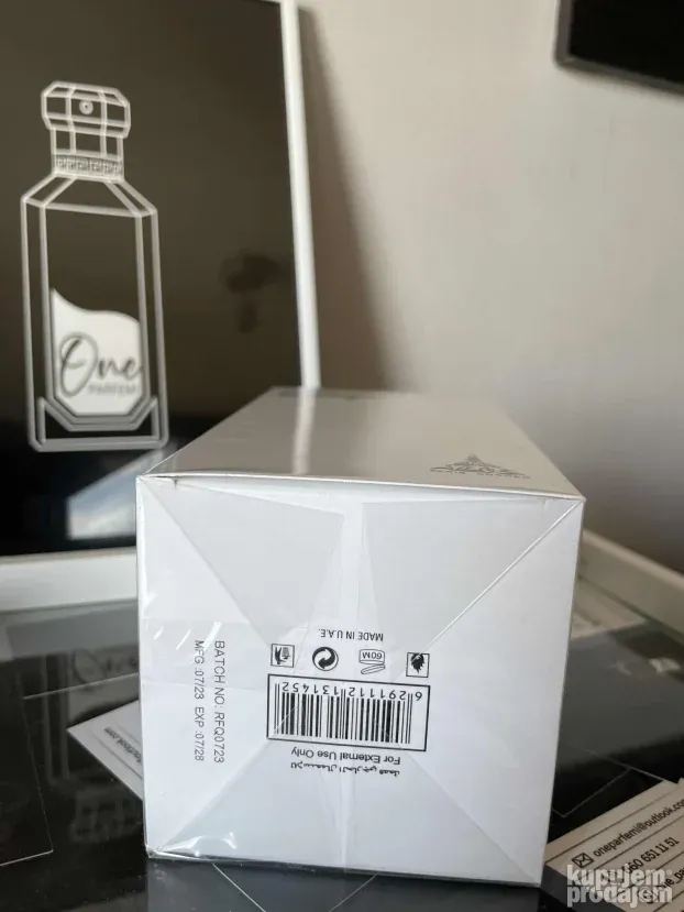 Paris Corner Emir rifaaqat 85ml edp (YSL Babycat) - KupujemProdajem