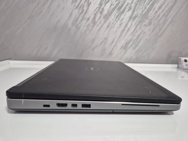 Dell Precision WORKSTATION 7510 veoma kvalitetan biznis lapt ...