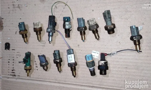 Senzor Rikverc Svetla PEUGEOT PEZO 407 - KupujemProdajem