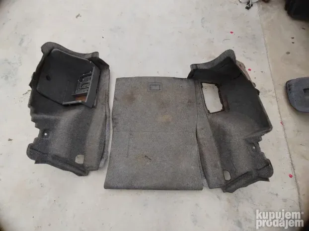 BMW E90 enterijer gepeka - KupujemProdajem