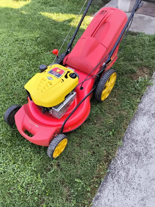 Motorna kosačica Wolf-Garten Ambition Briggs & Stra - KupujemProdajem