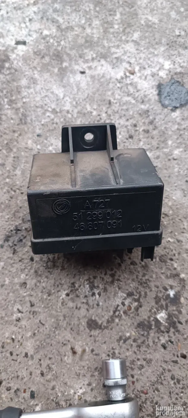 Relej grejaca grande punto 1.9 jtd - KupujemProdajem