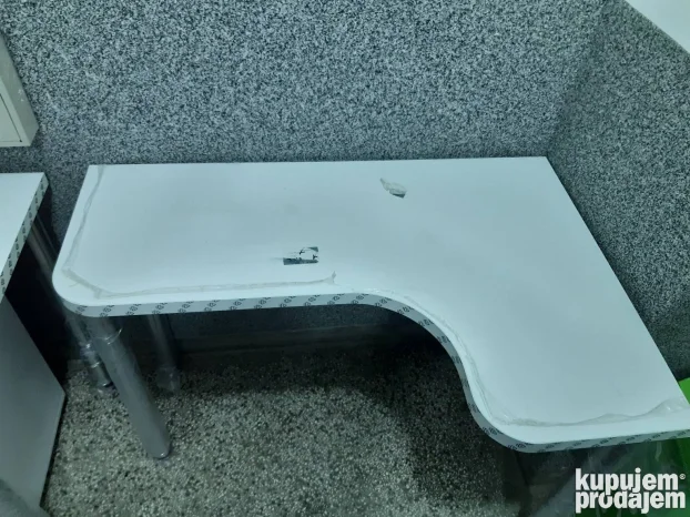 Ugaoni radni sto - KupujemProdajem