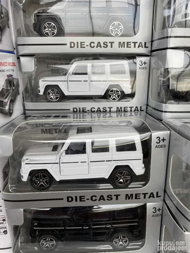 Mercedes G klasa repika igracka za decake metalni autic 1:36 ...