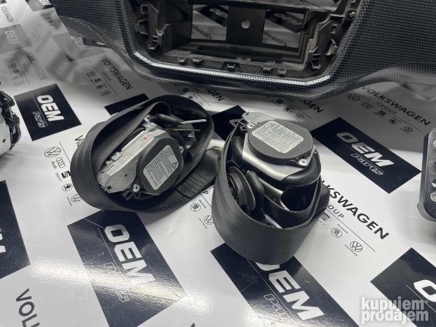 VW UP Instrument tabla,AirBag-ovi,Pojasevi - KupujemProdajem