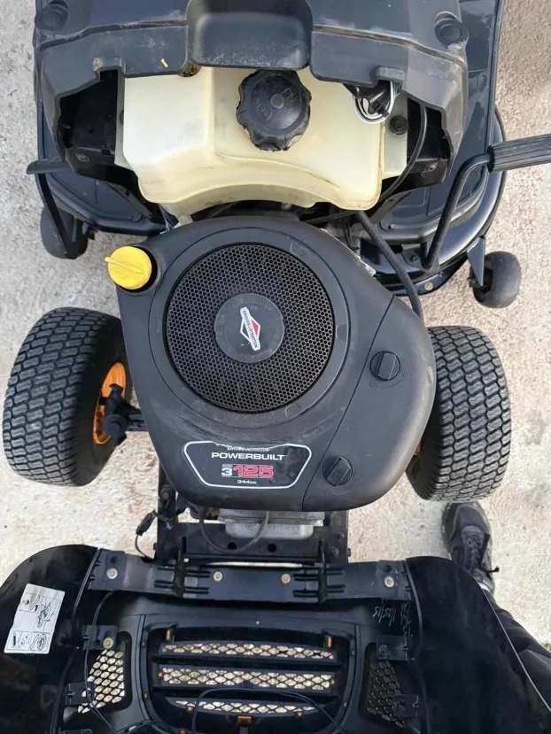 Traktor kosilica husqvarna mchulov 12.5ks automatik - KupujemProdajem