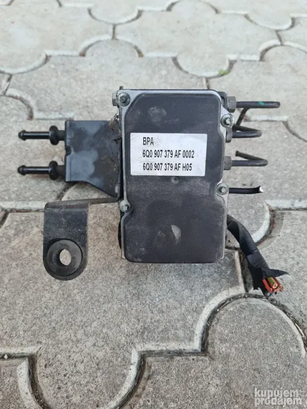 VW Polo Abs Centrala - KupujemProdajem