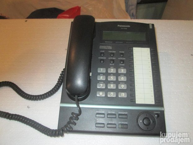 Sistemski digitalni telefon Panasonic KX-T7630 - KupujemProdajem