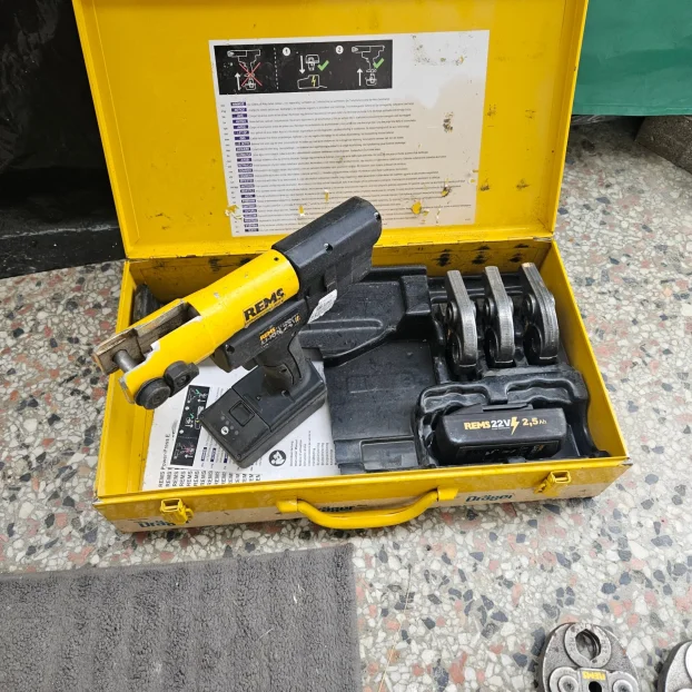 rems presa mini za cevi - KupujemProdajem