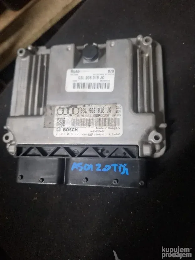 ECU motorni racunar A4 a5 Q5 03l906018jg. 2012-2015 - KupujemProdajem