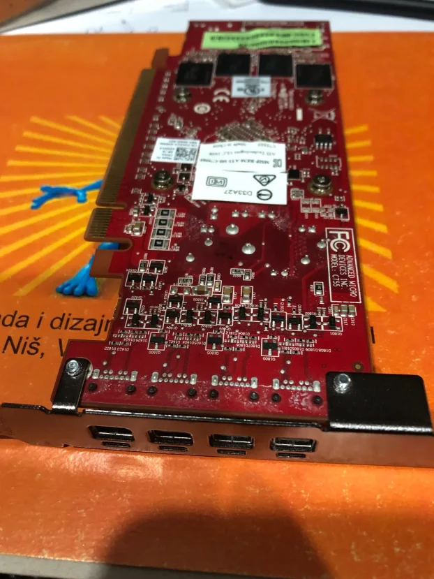 AMD FirePro W4100 2GB-DDR5 Br.20 - KupujemProdajem