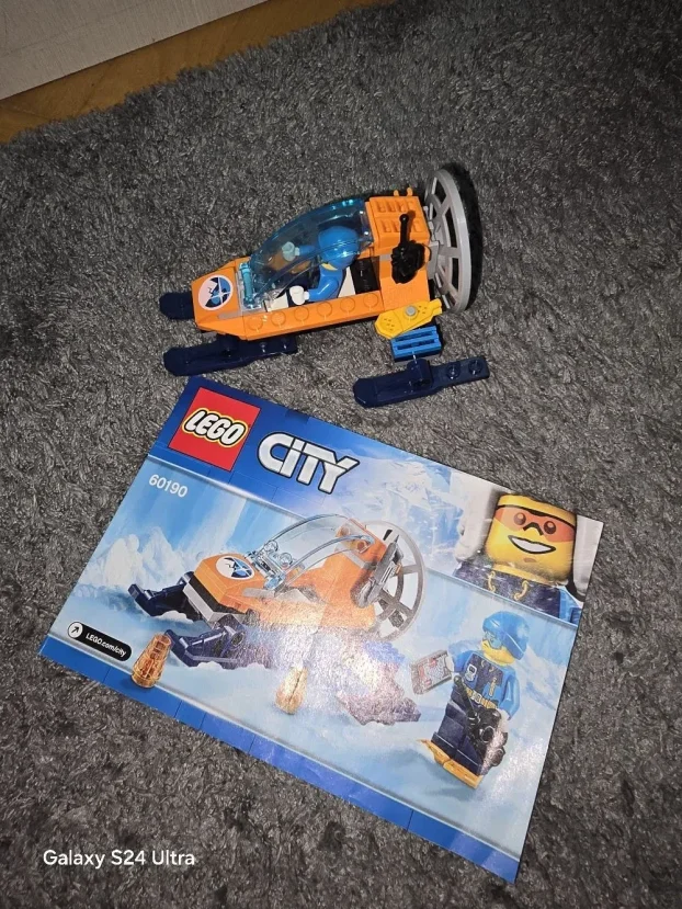 Lego setovi sklopljeni + uputstva - KupujemProdajem