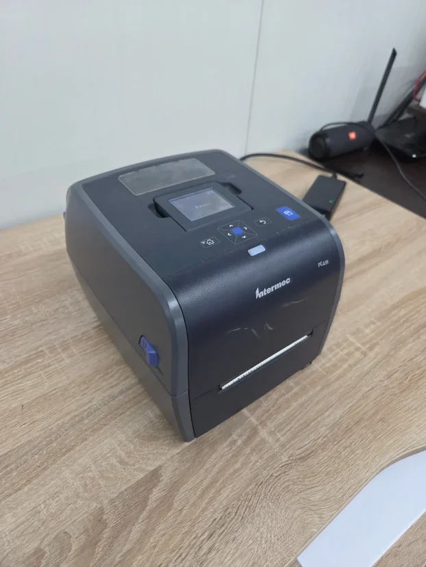 Intermec PC43t termalni stampac za nalepnice i papir odlican ...