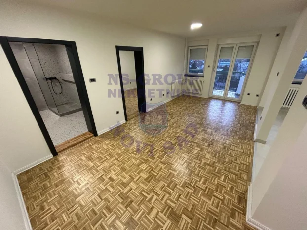 Dvosoban stan na prodaju - Cara Dušana, Novi Sad - KupujemProdajem