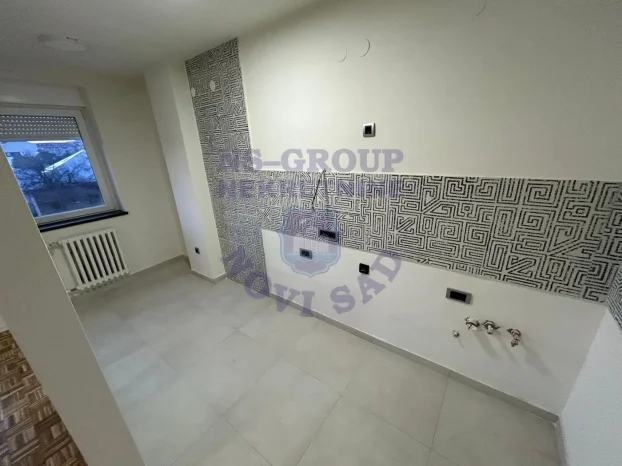 Dvosoban stan na prodaju - Cara Dušana, Novi Sad - KupujemProdajem