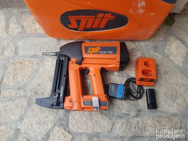 Spit pulsa 700 E-pistolj za eksere u beton i metal - KupujemProdajem