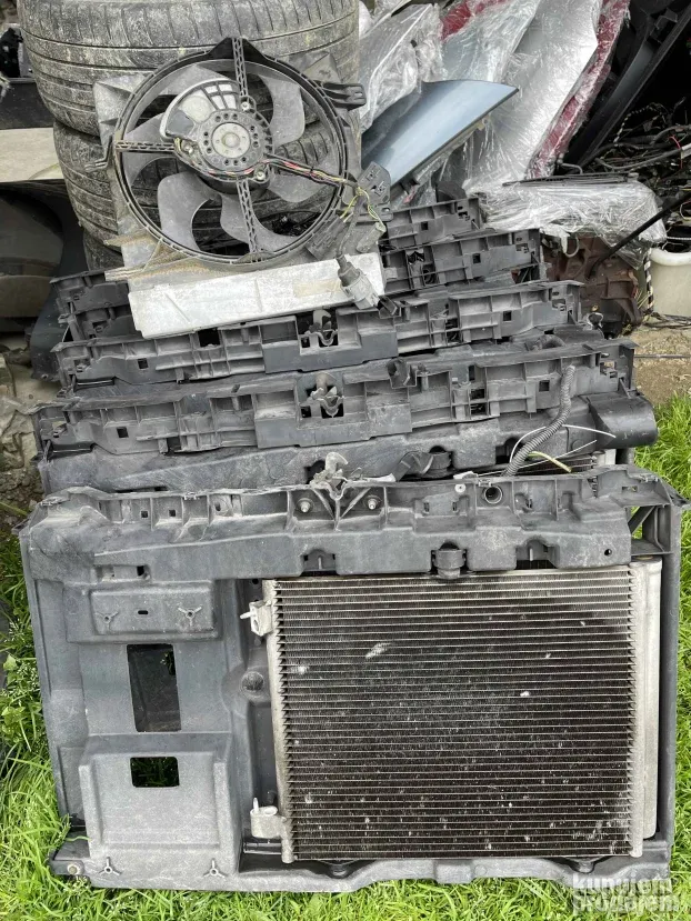 Citroen C3 Pluriel Prsa sa hladnjacima - KupujemProdajem