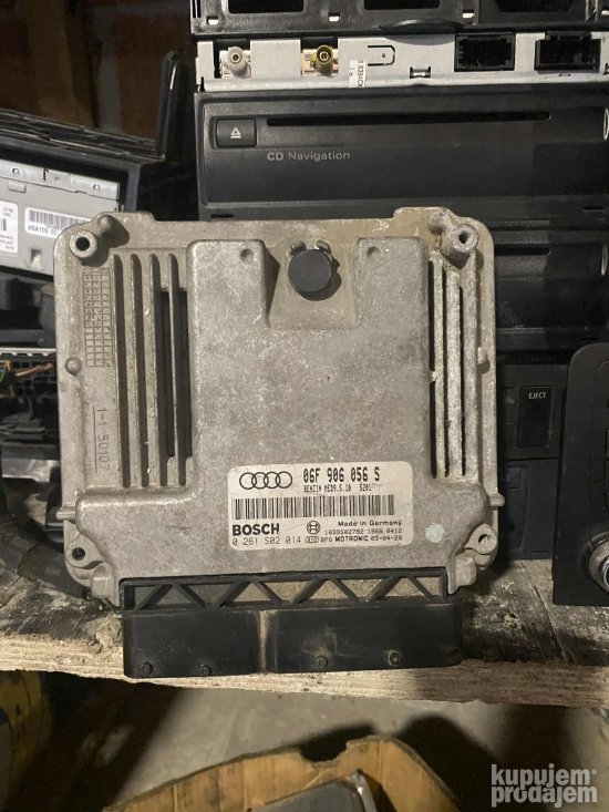 motorni racunar ECU kompjuter audi vw 06f906056s - KupujemProdajem