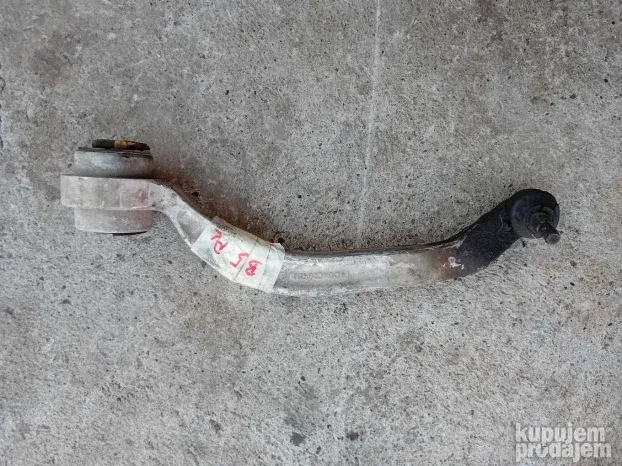 Prednje rame levo desno Volkswagen Passat B5 B5.5 Audi A4 - KupujemProdajem