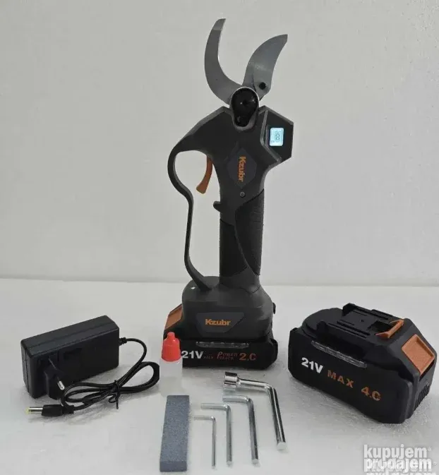 Prodajem nove i kvalitetne aku makaze za orezivanje voća KZU ...