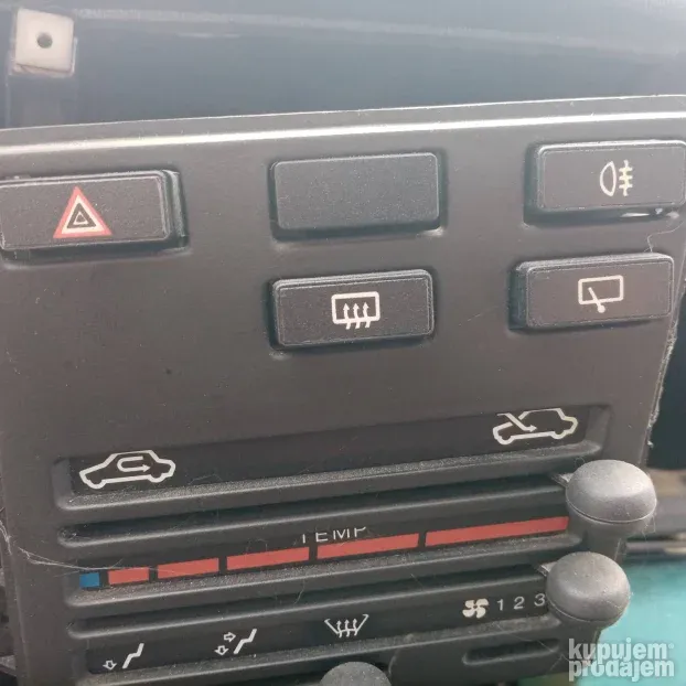 Prekidaci Lancia Y 10 - KupujemProdajem