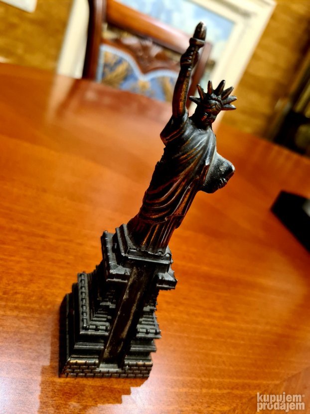Kip slobode, new york skulptura iz amerike, 15 cm - KupujemProdajem