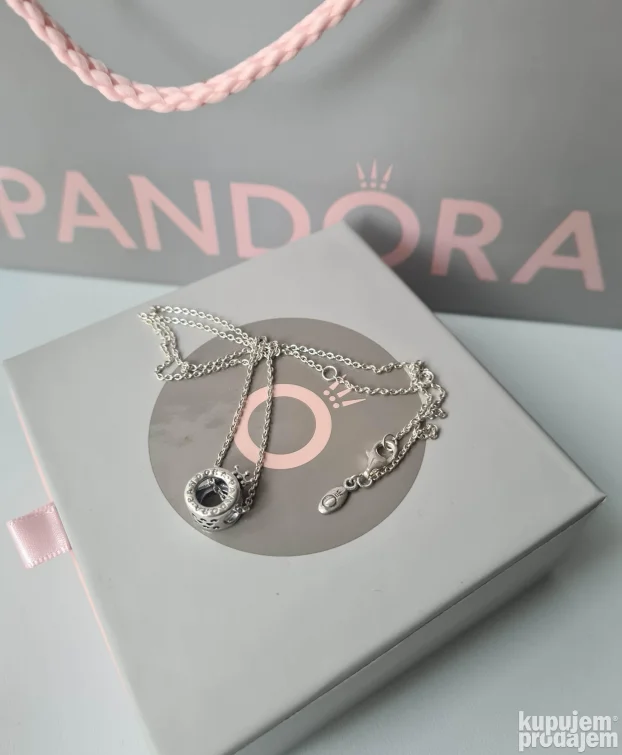 PANDORA srebrna Ogrlica sa priveskom O kruna - KupujemProdajem