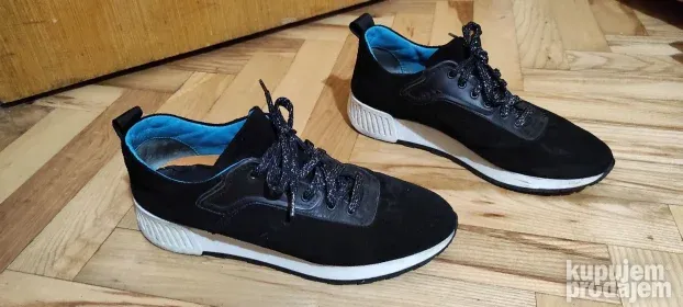 Labrador ženske patike br.39 - KupujemProdajem