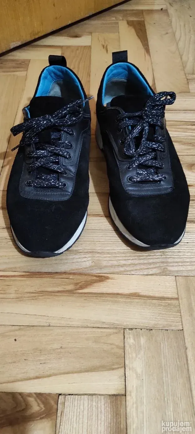 Labrador ženske patike br.39 - KupujemProdajem