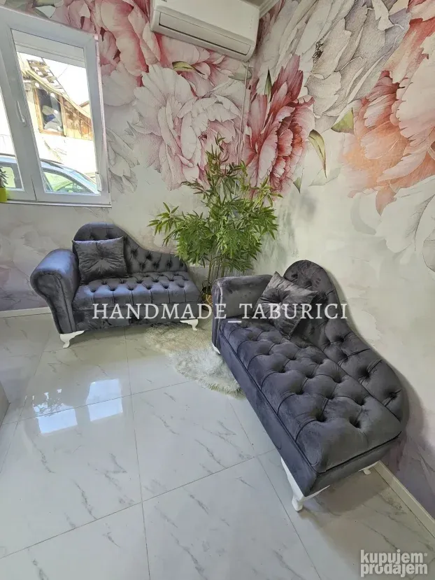 Kanabe Sofa 120x50 Chesterfield Pliš 143 - KupujemProdajem